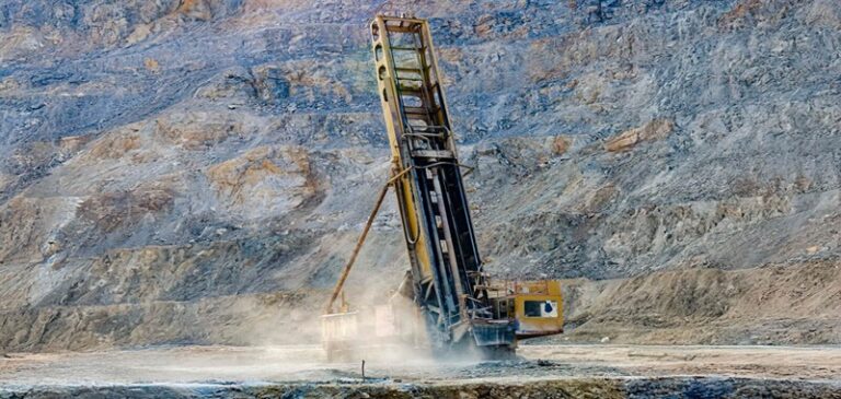 Mineral Exploration Database Management System: Cloud based platform simplifying mineral ...